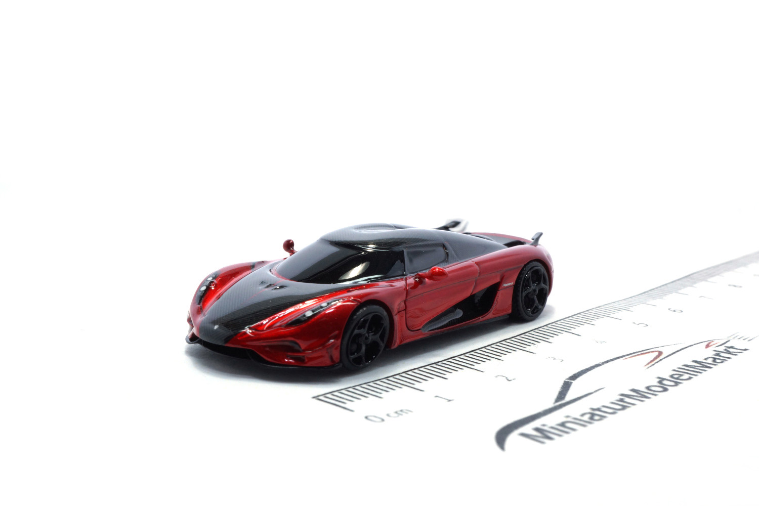 Koenigsegg Regera (Aero Package) - Candy Apple Red im Maßstab 1:87 von ... Koenigsegg Regera (Aero Package) - Candy Apple Red im Maßstab 1:87 von ...