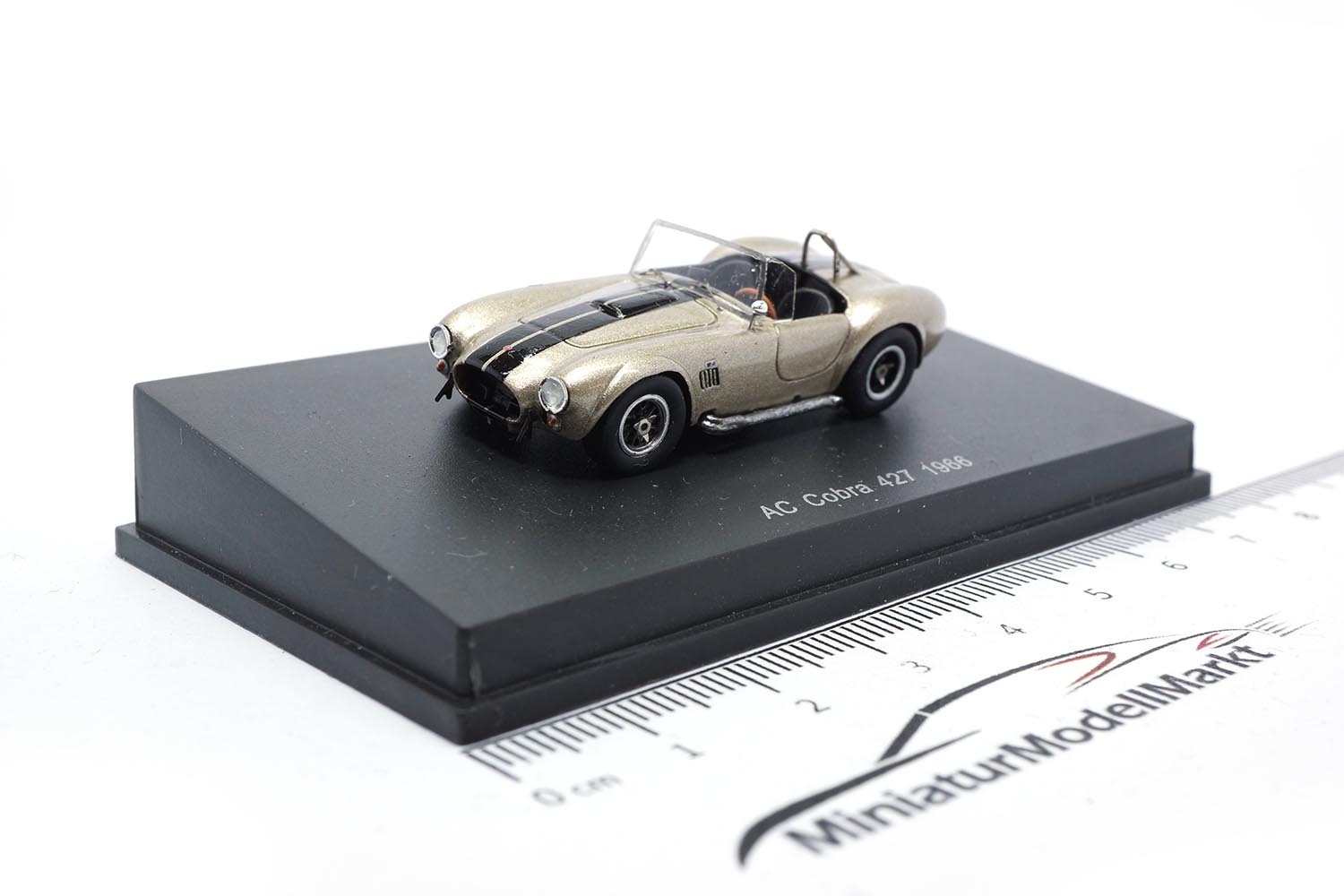 AC Cobra 427 - gold - 1966 im Maßstab 1:87 von Spark | www.mimoma.com ...